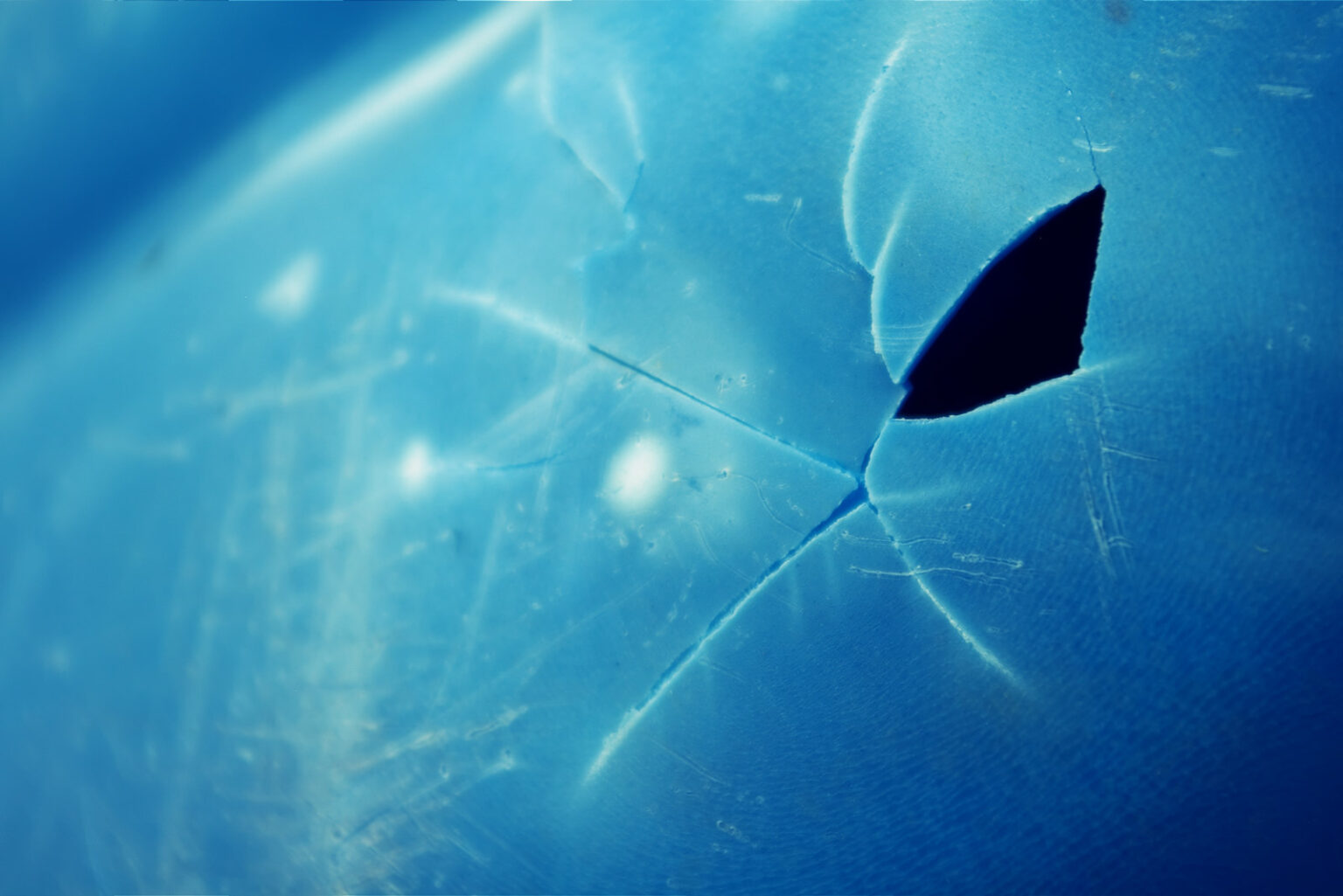 Plásticos são resistente aos raios UV? Saiba tudo sobre. | Indústria de ...